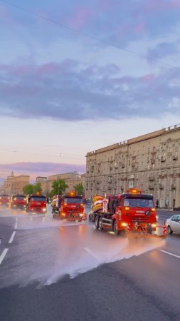 Едет КАМАЗ 62 — уборка улиц в темпе вальса