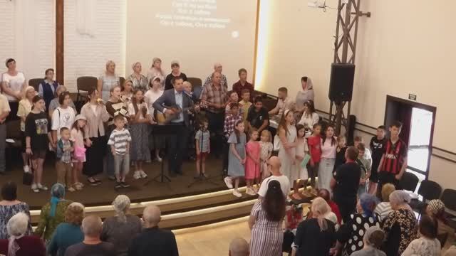 Благословит тебя, сохранит тебя,  песня  15.06.2025