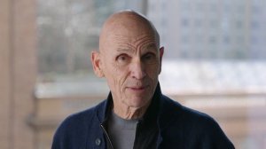 03-Photography-JoelMeyerowitz-LookingAtPictures-HD.mp4