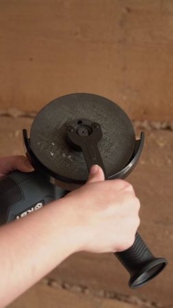 Угловая шлифовальная машина КВТ GB-20-125 серия ПРОФИ 102595