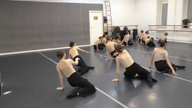 01 интро - невесомость (2025_06_04 открытый урок современный балет)