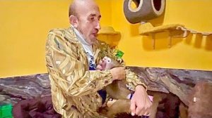 Дети поели и РВУТСЯ В БОЙ за бубликами, Люся первая, а у Мани просто истерика