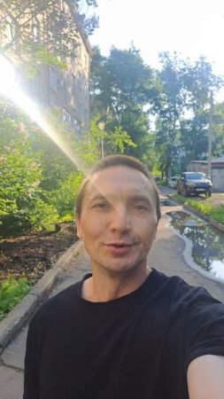 Управление Жигулями всё в ручную хорошо развивают мозг, тренируют руки, на Лексусе всё контролирует