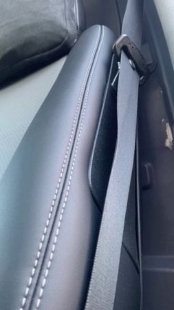Перетяжка салона автомобиля в Москве