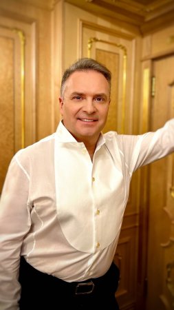 Есть любимые песни? Пишите! Одна из моих любимых песен Игоря Николаева: Расскажите птицы 🕊️