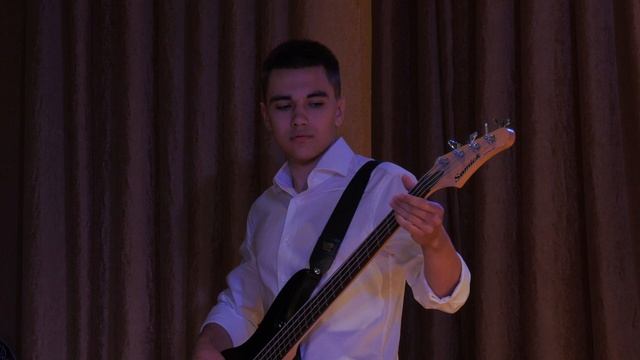 Торжественное вручение аттестатов 2021 год