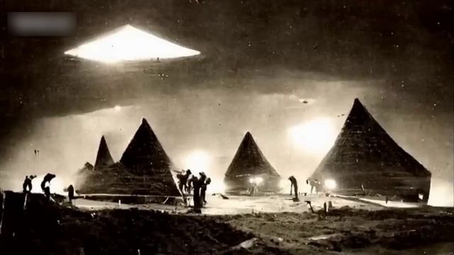 Эти фотографии скрывает Ватикан. Снимки строительства древних пирамид из секретного архива Ватикана