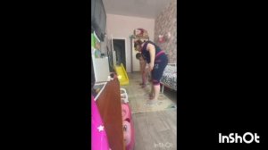 ступни к ладоням