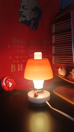 Эти вещи ещё продают на барахолке