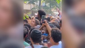 Во Франции участники фестиваля обнаружили на коже следы от уколов