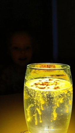 Магия воды и куркумы✨💦 Волшебные звёзды радуют глаза Попробуй повтори и окунись в мир красоты 😍
