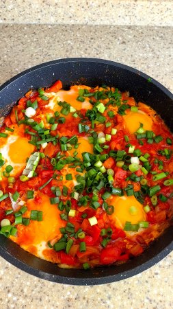 Шакшука, вкусный и сытный завтрак