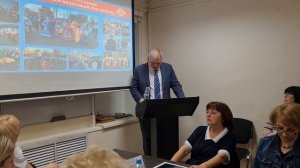 Муниципальные депутаты заслушали отчет о деятельности ДСЦ «Мир Молодых» в 2024 году