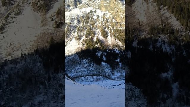 За спиной водопад Гондарай, ущелье Махар, КЧР #горы #отдых #кчр #махар #природа #водопад #туризм