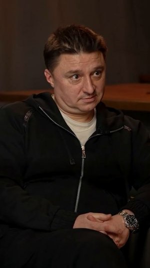Максим Лагашкин про теории заговора #shorts #50вопросов #тренды #заговоры #лагашкин #интервью #кино