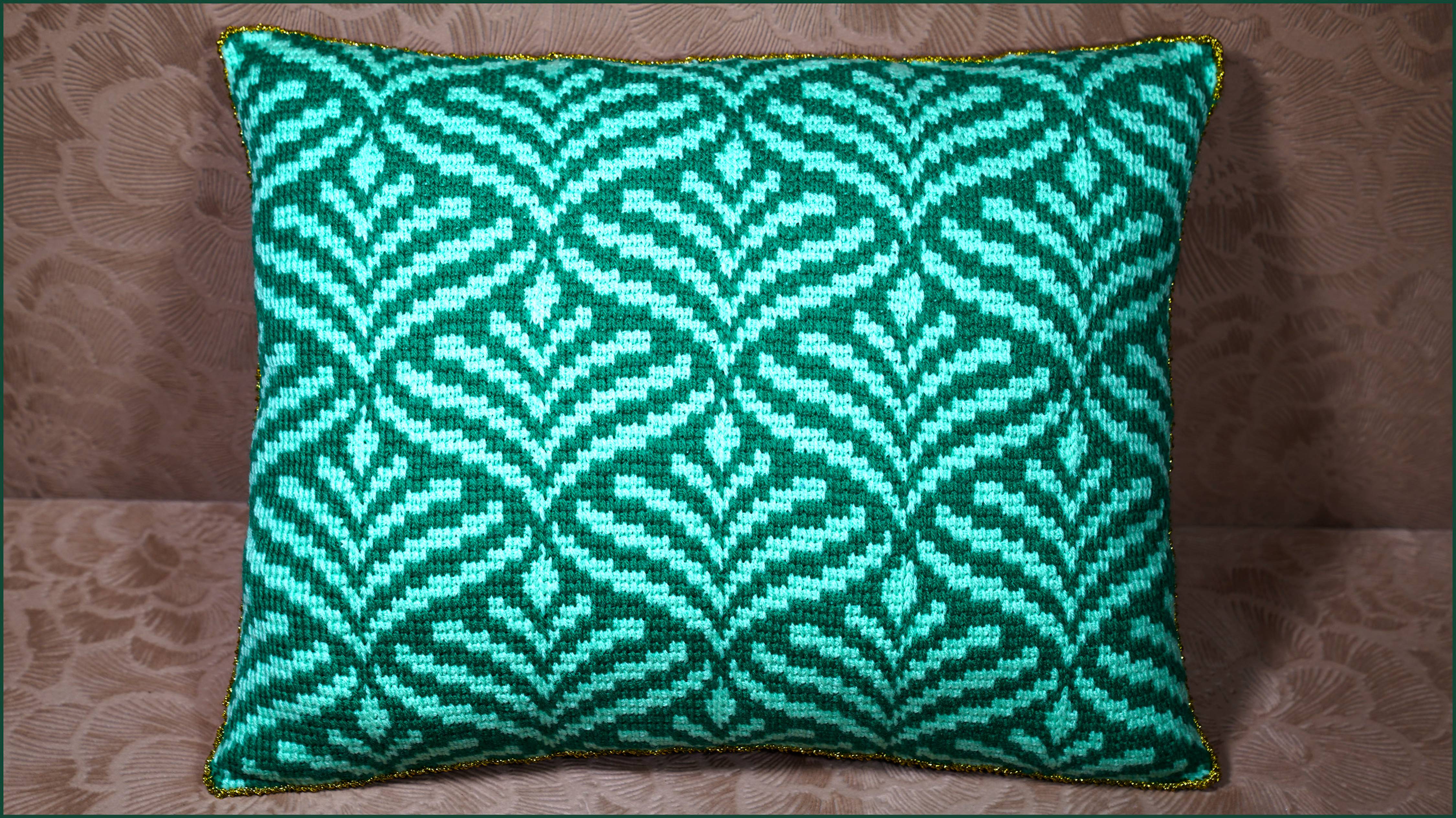 Подушка с узором Барджелло тунисским крючком. Часть 4.