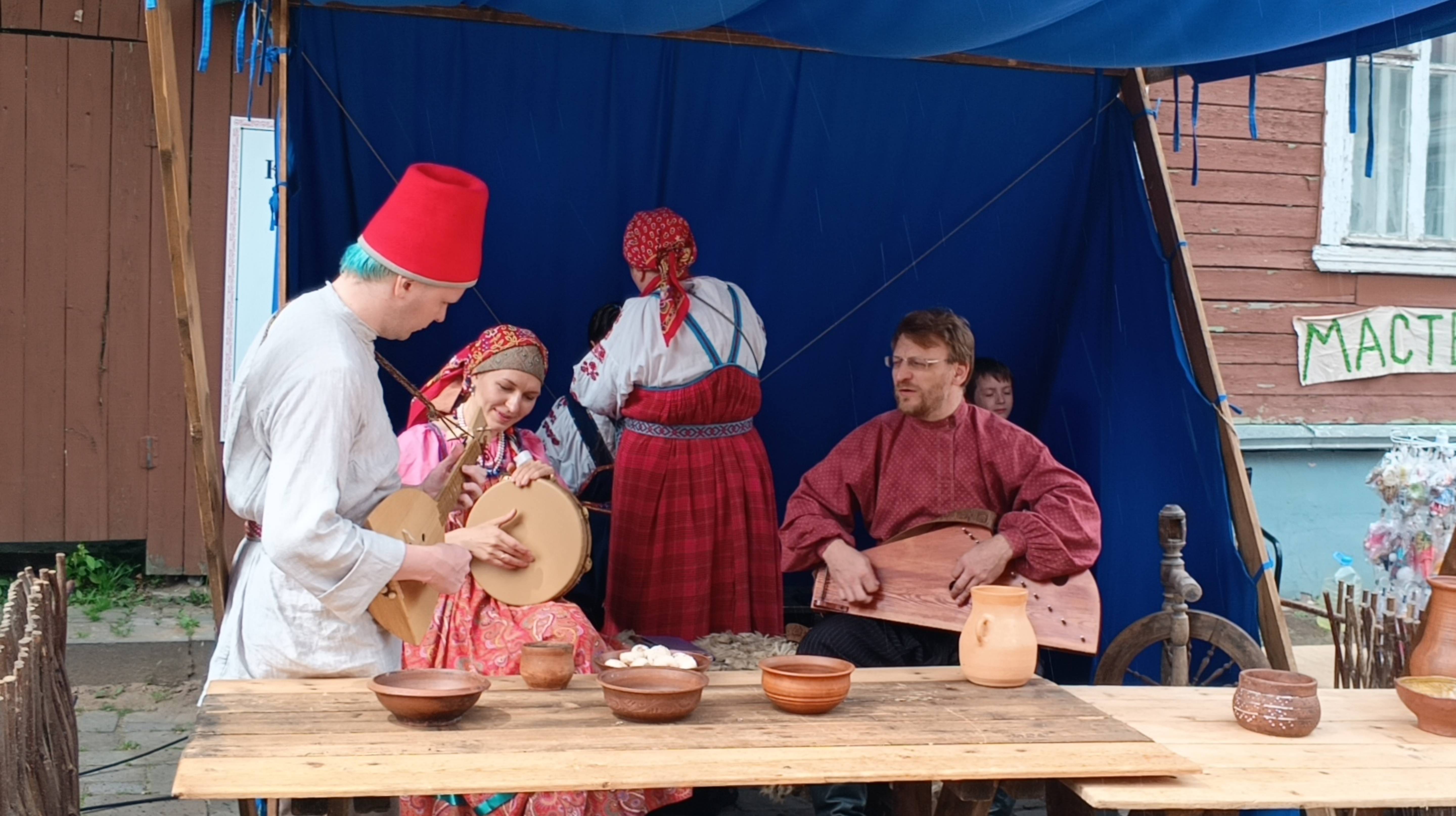 Прогулки по Москве. Фестиваль "Музыка сквозь время" в Крутицком подворье. Часть 1