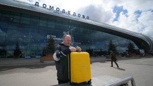 Российские туристы двое суток не могут улететь в Хургаду