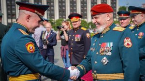 Первый выпуск офицеров Военной ордена Жукова академии Росгвардии состоялся в Санкт-Петербурге