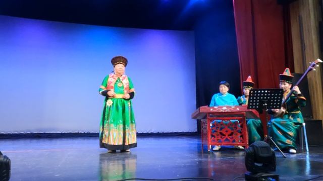 GX017385[1]  БУРЯАД АРАДАЙ ДУУНАЙ КОНКУРС ″АМАР САЙН″ ТЕАТРАЙ ТАЙЗАН ДЭЭРЭ