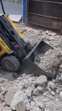 ГИДРОМОЛОТ на Погрузчике MAKER 600