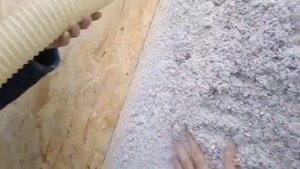 Очистка полости бустером в роли пылесоса.