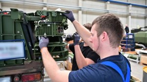 Берлин платит: немцы планируют построить завод боеприпасов на Украине