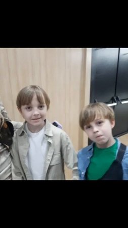 11-летняя звезда- актёр Иванов вывел в свет свою маму и брата