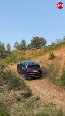 Soueast S09 на бездорожье: нас не покорил, но с полным приводом на горку заехал. Скоро полный тест.