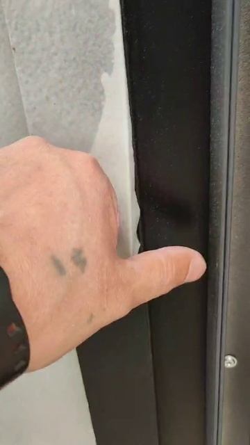 Как ведёт себя жидкая напыляемая плёнка спустя год на обьекте после зимы и кислого лета.