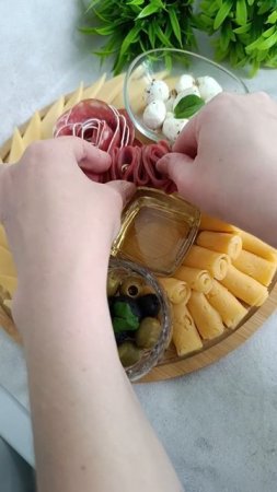 Сырно - мясная тарелка