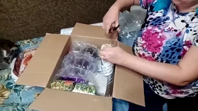 Распаковка посылки-сюрприза