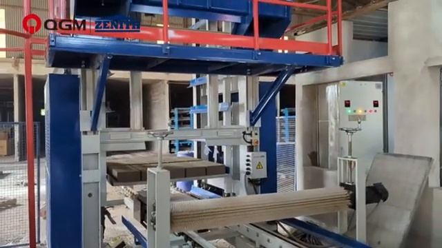 QGM ZN900CG автоматический вибропресс для стеновых блоков