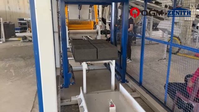 QGM маленький вибропресс для начального производства стеновых блоков / модель QT6