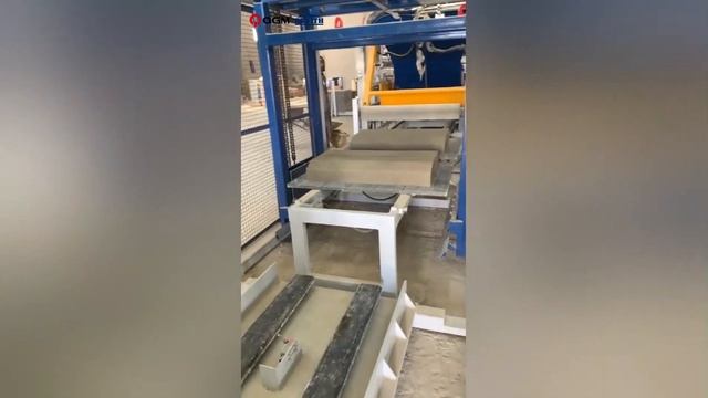 QGM 2×QT10 вибропресса + офлайн пакетировщик для бетонных блоков и бордюра дорожного