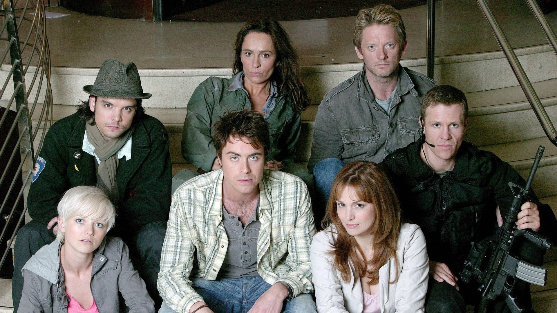 Сериал Портал юрского периода - 3 сезон 8 серия / Primeval