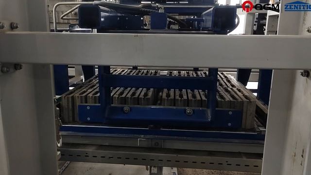 QGM ZN900CG вибропресс для керамзитового блока