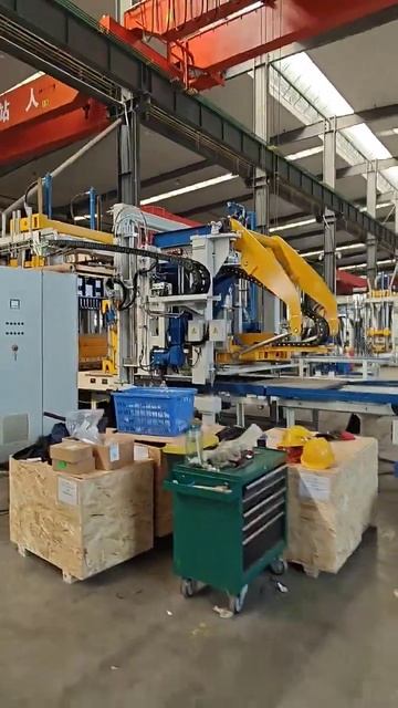 QGM подъёмник, и вибропресс 1500-2С #тротуарнаяплитка #брусчатка #вибропресс