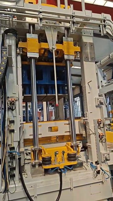 QGM 1500-2С автоматический вибропресс