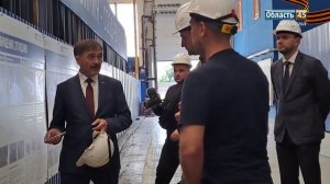 Полпред президента в УрФО Артём Жога работает в Кургане