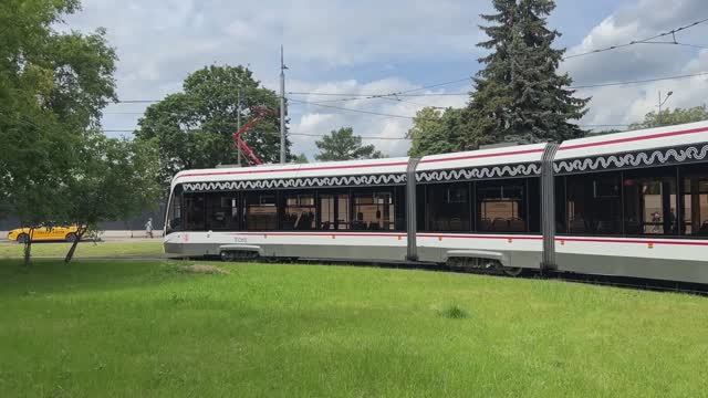 Останкинский пруд и парк. Проход на ВДНХ (северный вход).