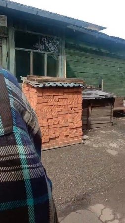г Барнаул, на Ползунова, установка ограждения для клумбы