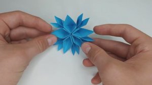 Как сделать очень просто Красивые цветы из бумаги