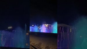 Световой фонтан под музыку Хава нагила на Имеретинской набережной #музыка, #музыкальныйфонтан
