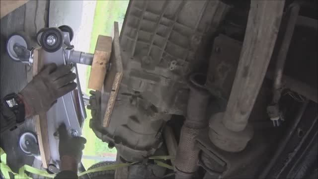 Повторная замена подшипника первичного вала КПП. Без ямы, в одно лицо часть 2.