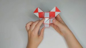 Фигура Медведь из конструктора Змейка Рубика