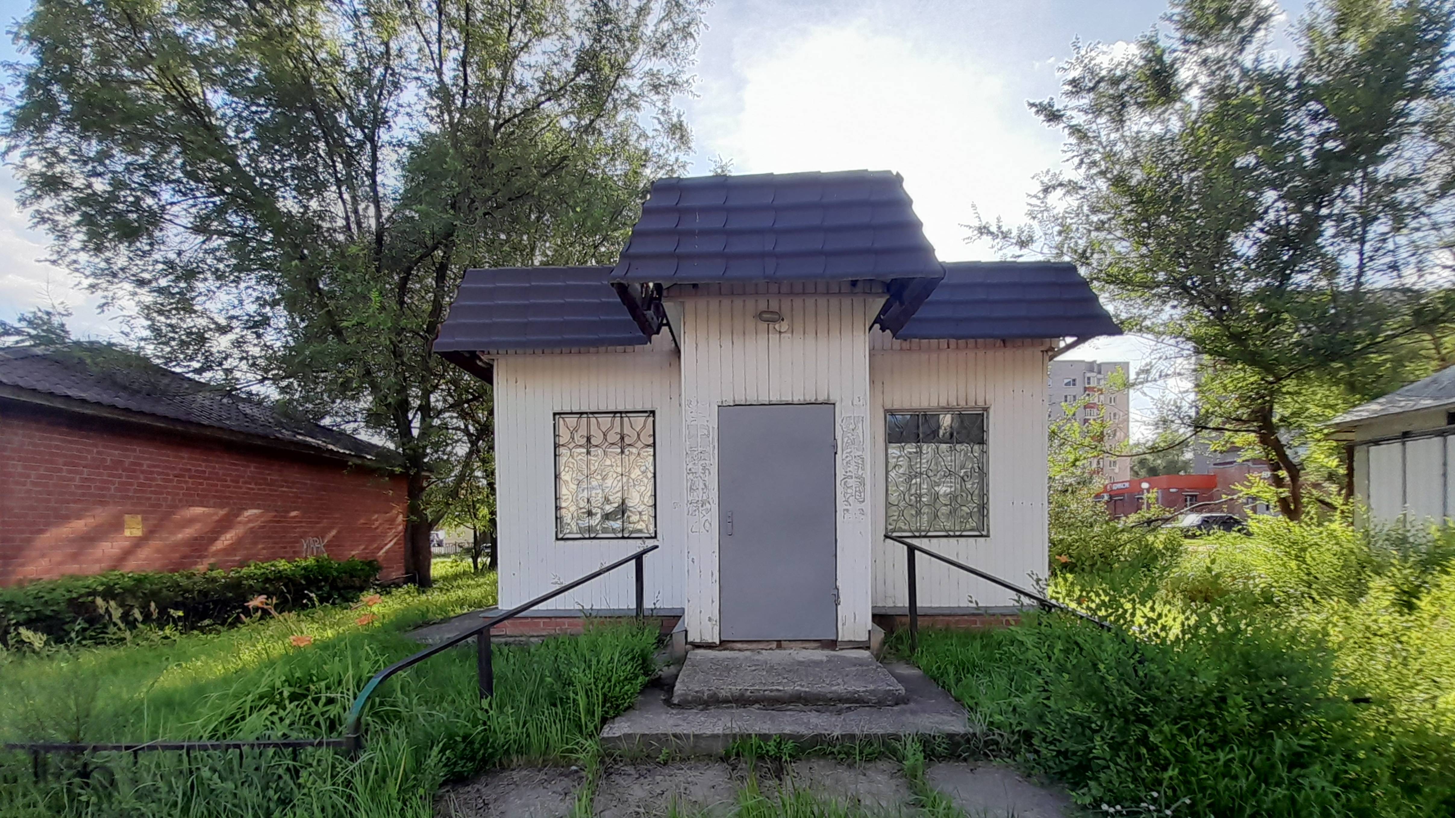 Коммерческая недвижимость 
Ул.Строителей
г.Кременки