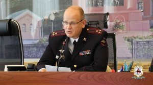 Сотрудники Центра финансового обеспечения нижегородской полиции принимают поздравления с днем службы