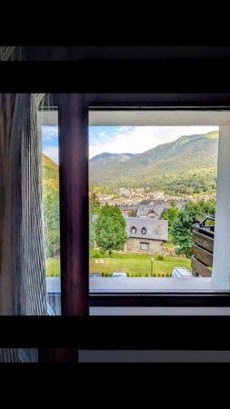 682..А из нашего окна... Пиренейская краса видна!⛰️🏞️