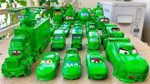 Приводи в порядок заляпанные грязью мини-машинки и автоколонны disney 🚘🚙